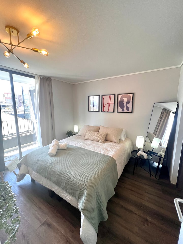 1106. Centro De Stgo. Metro, A/c, Parking Gratis. - Independencia