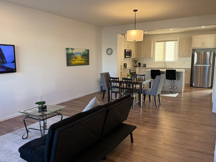 Cityscape 3br+sofa Bed • Near Airport • Costco - Calgary