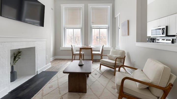 Landing | Beautiful 1bd In University Of Maryland - Baltimore, MD