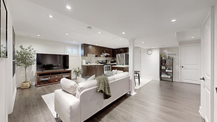 Cozy 3-bedroom Basement Suite In Scarborough - Toronto
