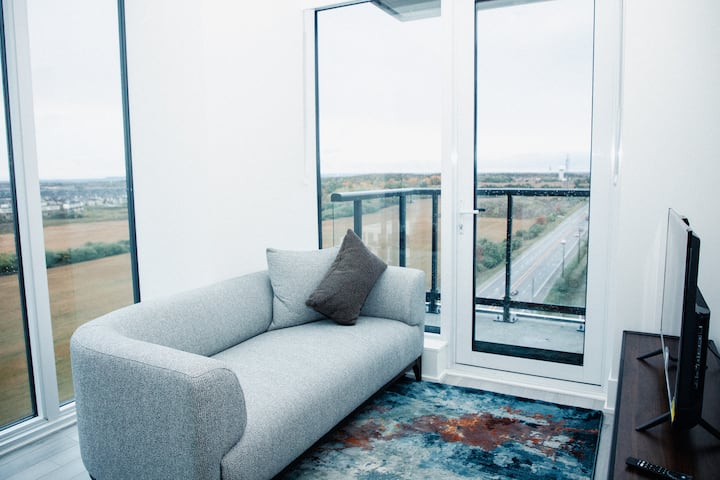 Brand New Stylish 2br Condo In Oakville - Oakville