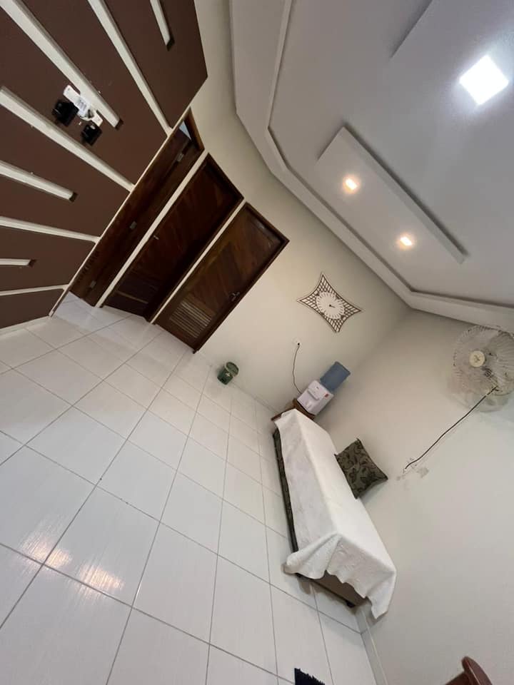 Residência 02 Acomoda Ate 08 Pessoas C/ Ar-cond. - Japaratinga