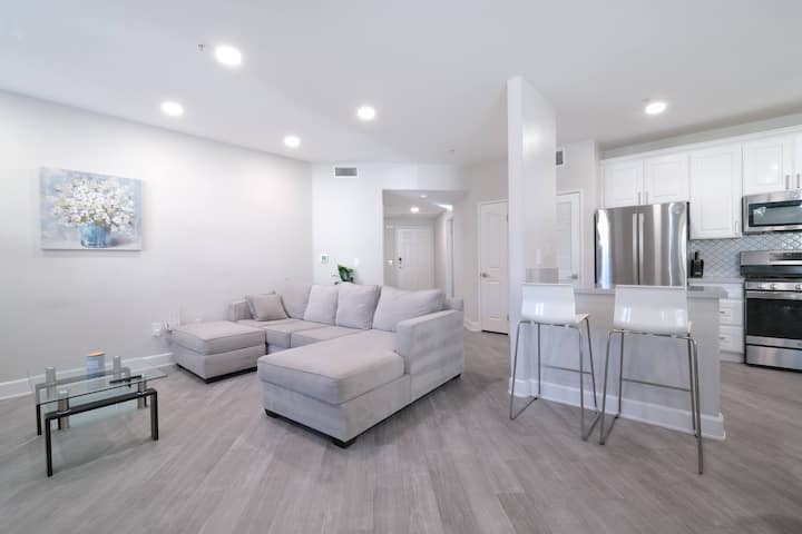 2bedroom By The Original Farmers Market - Beverly Hills, CA
