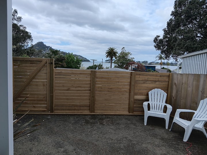 Beautiful Unit Across From Estuary - Pauanui