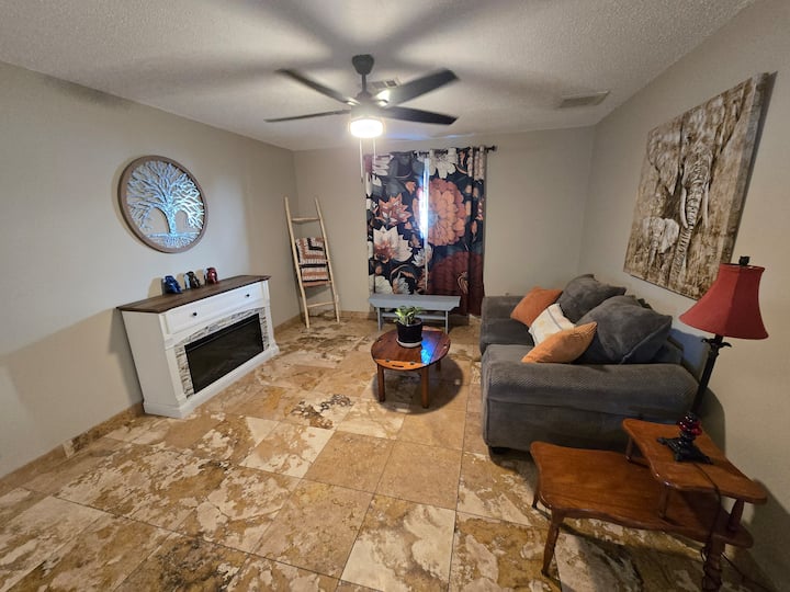 Comfy Tempe Home Very Close To Asu. - Tempe, AZ