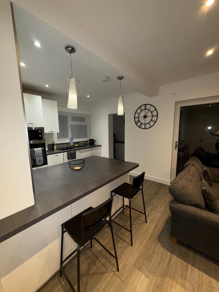 5 Bedroom House In Petts Wood - Sevenoaks