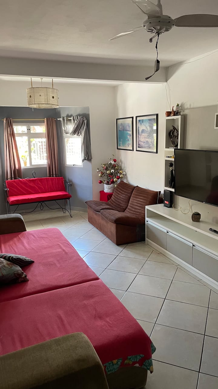 Casa 2 Quartos 1km Da Praia - Florianópolis