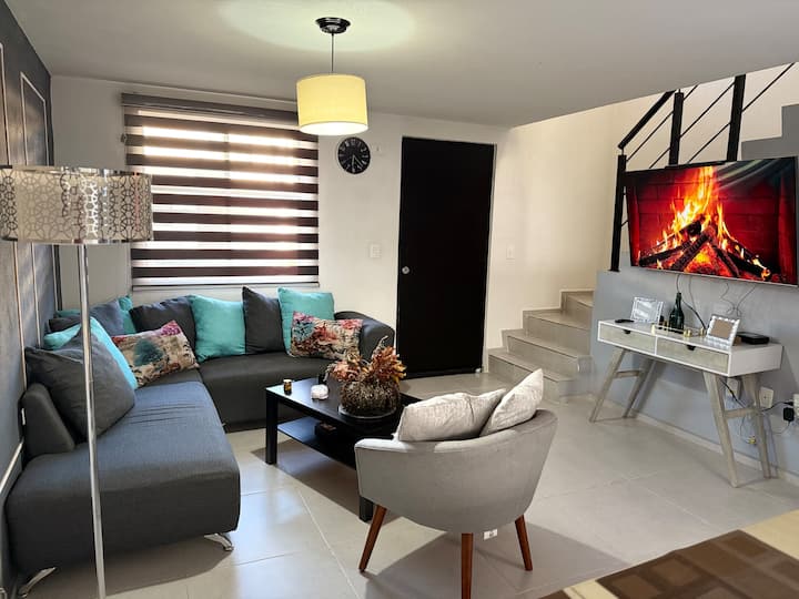 Hermosa Y Cómoda Casa En Ojo De Agua - Ojo de Agua