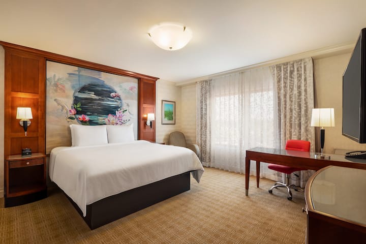 King Bed Near Westbury/jericho Free Parking - Westbury, NY