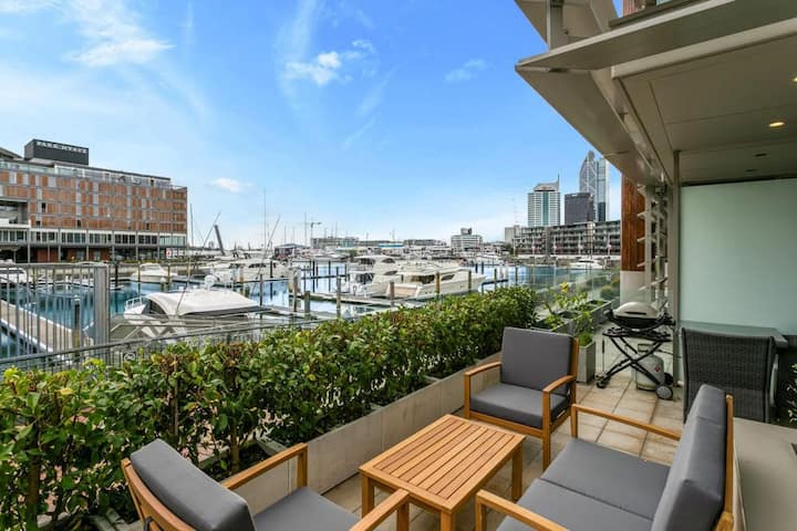Qv Stays Luxury Waterfront Escape At Lighter Quay - Auckland