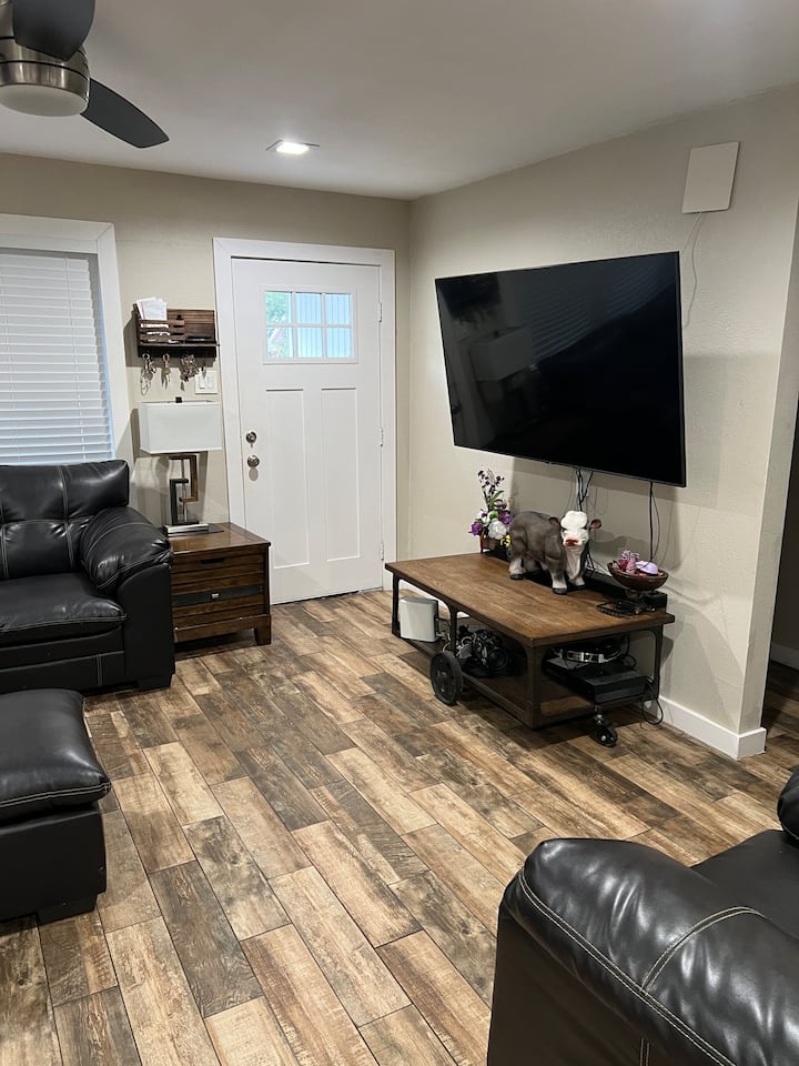 Your Home Away From Home - Pleasant Grove - Dallas