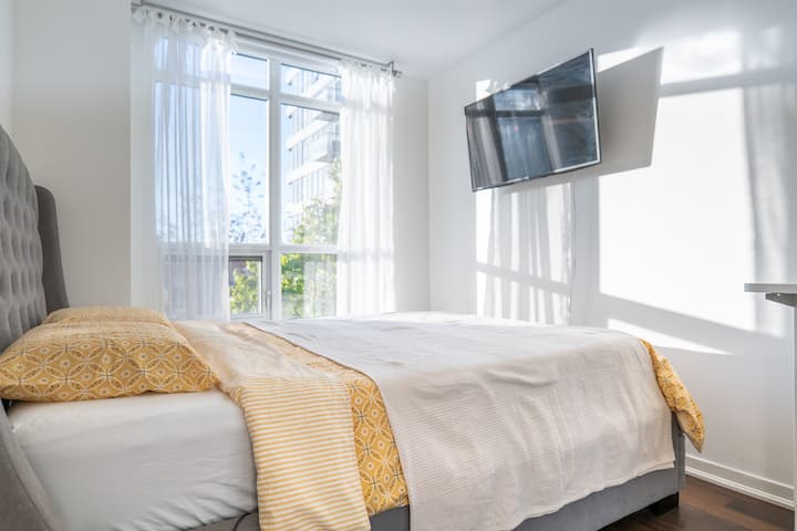 King West Sunset Apartment - Toronto