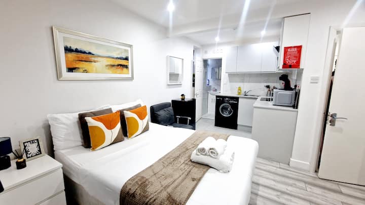 London Apartment With Free Parking Near Wembley - - Harrow