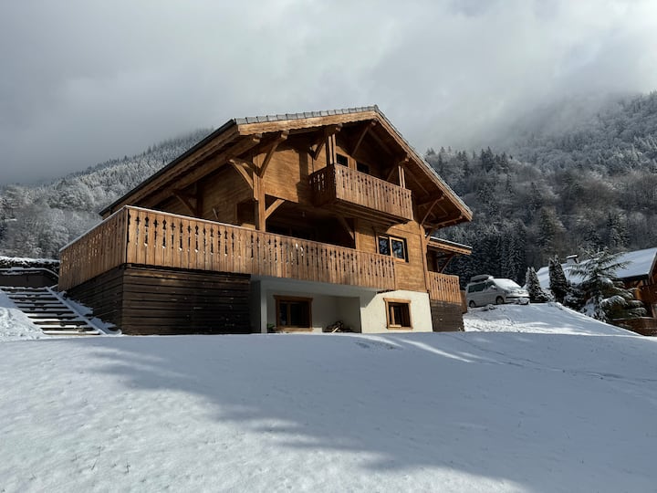 Chalet Aslan, Large Traditional Ski Chalet - Saint-Jean-d'Aulps