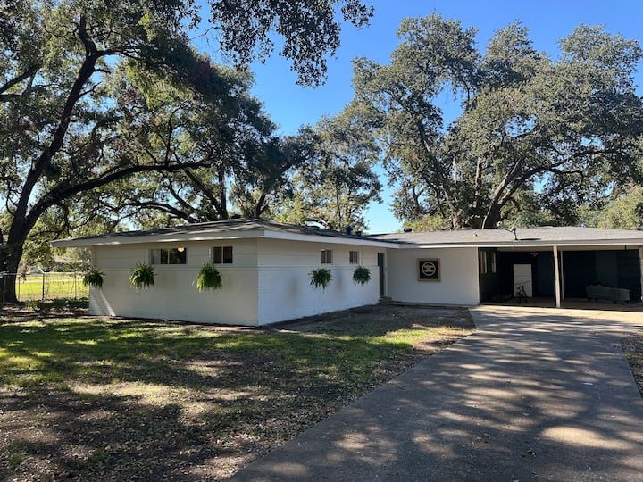 The Joyful House - Natchez, MS