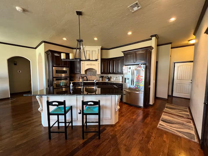 Spacious Moore 3br W/ Sauna, 15m To Okc & Ou - Norman, OK