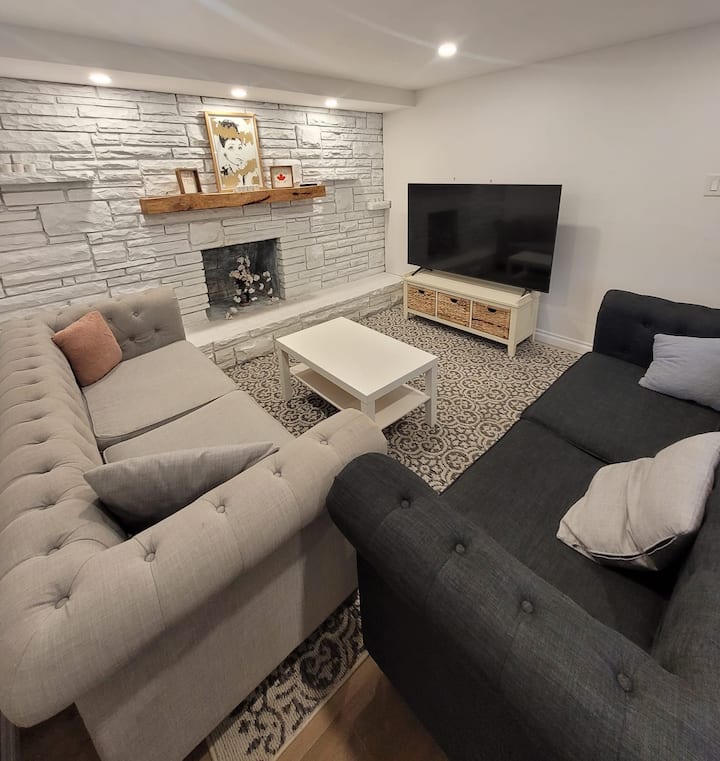 Bright Lambeth Basement | Private Entry + Parking - 런던