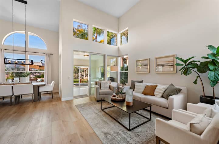 Coastal Luxury Retreat In San Clemente - San Clemente, CA