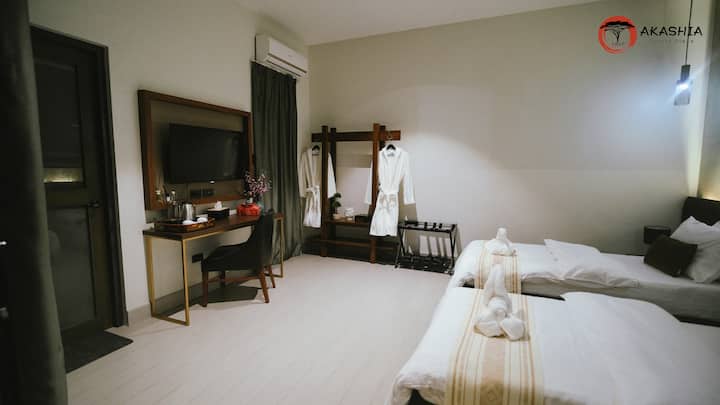 Twin Room At Akashia - Batangas