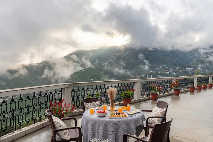 Stayvista At Whispering Echoes W/ Valley Views - Mussoorie