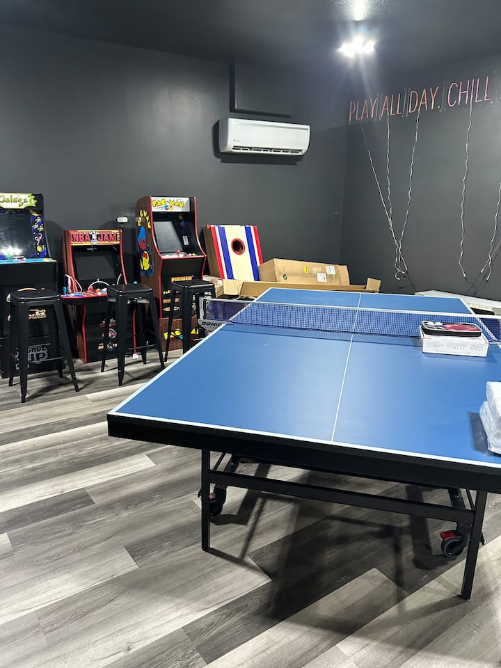 Game Room • New Construction • 5 Bedrooms, 2 Baths - Mesquite, NV