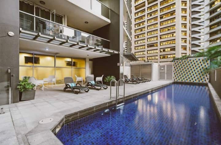 Cbd Cozy 2 Bed Gym Pool Balcony - Brisbane