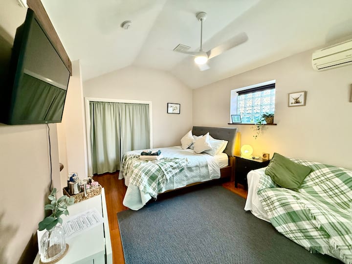 The Bothy - Victoria Park