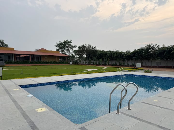 Luxury 4br Pool Villa By Guildstone Stays - 