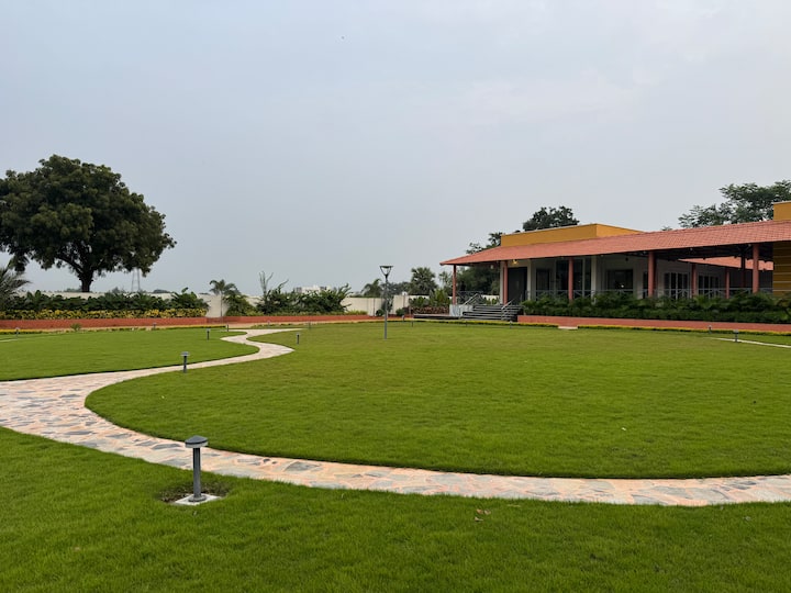 Luxury 4br Pool Villa By Guildstone Stays - 