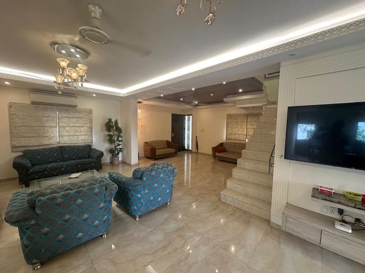 4 Bedroom Penthouse With Terrace & Work Space. - Vadodara