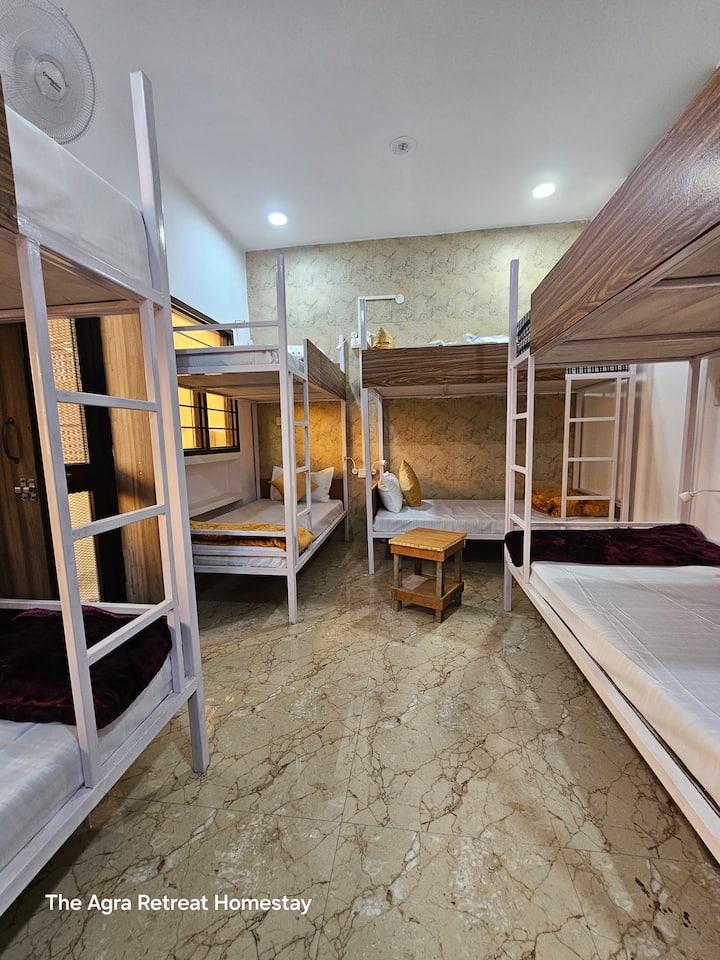 The Agra Retreat – Cozy Dorm Stay Near Taj Mahal - Agra