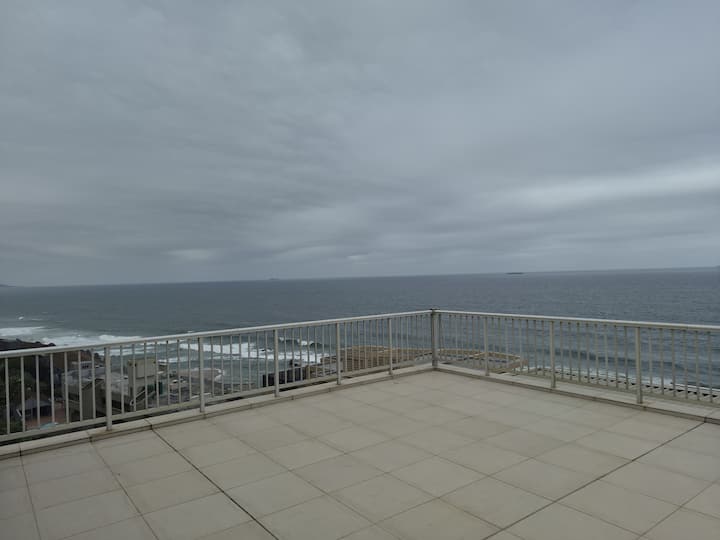 Balcony Bliss In Umdloti – Beach, Braai & Views - eMdloti