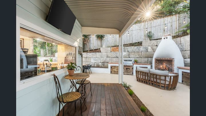 Avoca Beach Retreat • Pizza Oven, Bbq • Deck - Avoca Beach