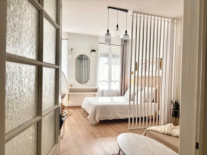 Cosy Place Pour 1 Ou 2 Personnes - Villeurbanne