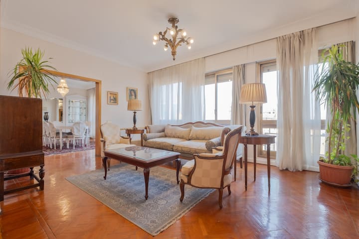 The Royal Tower View | Elegant 3br In Zamalek - Kairo