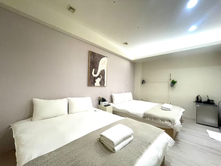Sweet & Cozy Room | Near Mrt Ximen | 06r2 - Taipei Railway Station