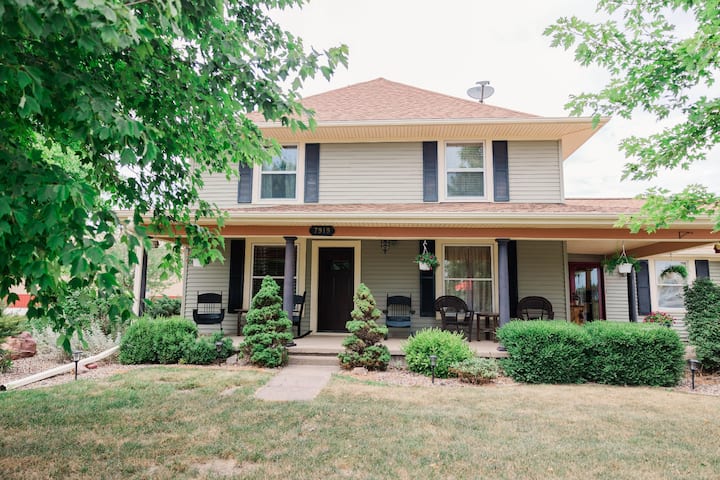 Spacious Farmhouse Beautifully Decorated - Hinterland Music Festival