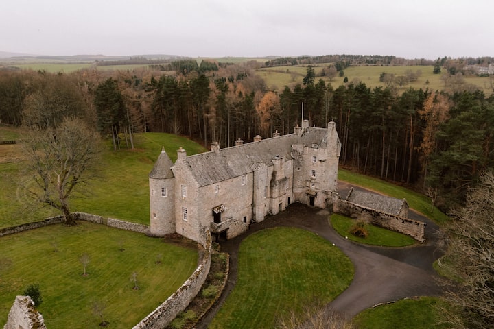 Lovingly Restored Castle In The Scottish Borders - Jedburgh