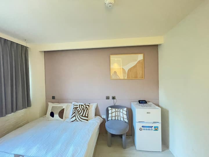 Studio For Two Double Room｜west  | Near Ximen - Taipei Railway Station