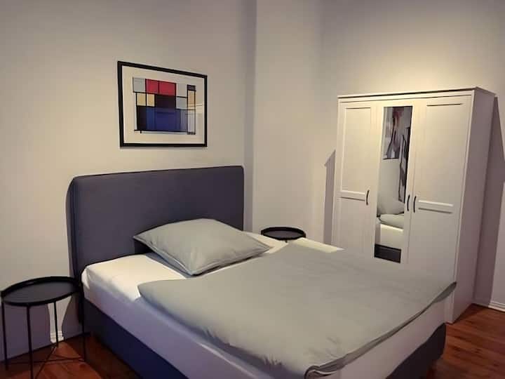 Fancy 4 Bedroom Apartment Near Prenzlauer Berg - Berlin