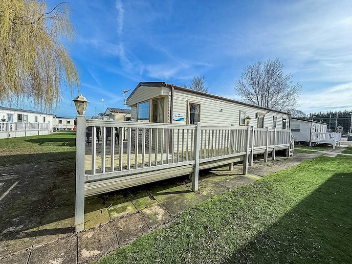 Caravan With Lake View Near Skegness Ref 33026cl - Skegness