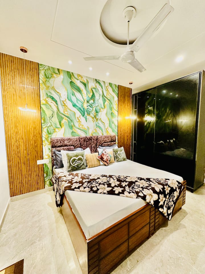 Clean & Cozy 2bhk Ground Stay - Kharar
