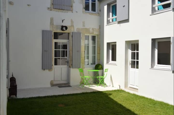 ღ La Villa Couardaise • Spacieuse Avec Jardin - Charente-Maritime