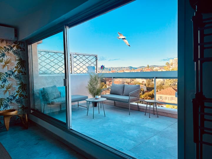 Lumineux 2 Pièces Au Dernier éTage, Près De La Mer - Juan-les-Pins