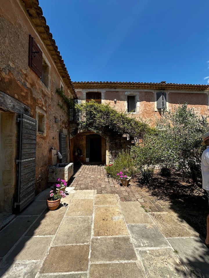 Le Tilleul, Nid Cosi à Proximité De Gordes - Roussillon