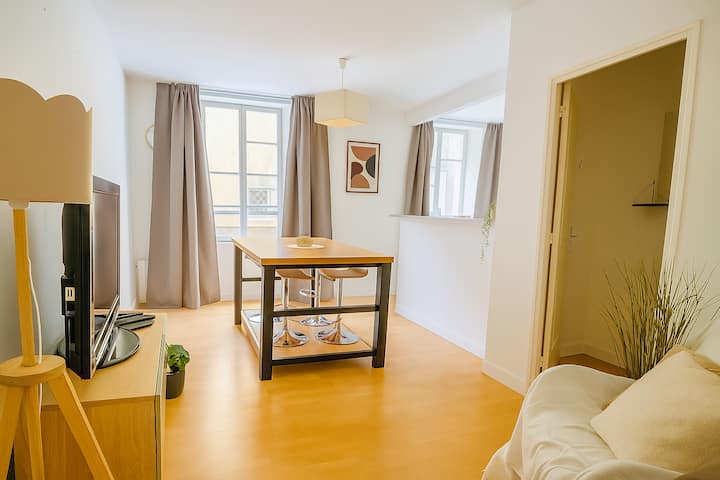 Duplex Calme Cœur De Ville – 2 Chambres Cosy - Angoulême