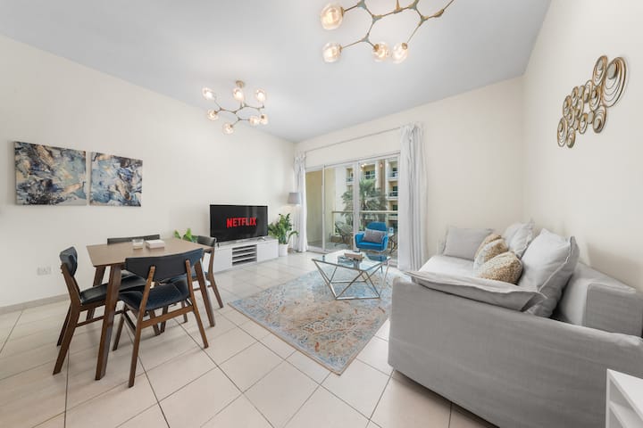 Elegant 1br In The Greens & Views, Metro Access - 두바이