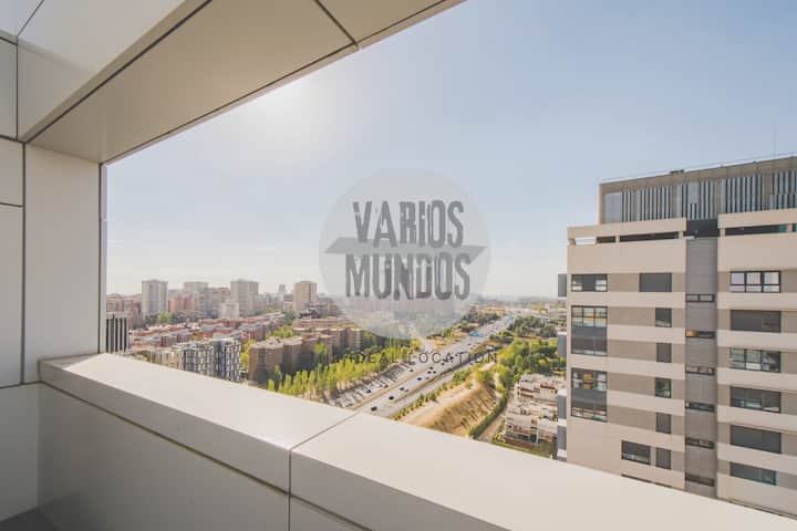 Terraza Y Vistas Para 6 Con Parking En Sanchinarro - Madrid