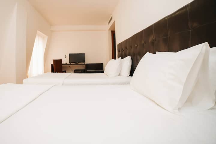 Eirado Hotel 305 - Twin Lateral C/ Banheira - Pico