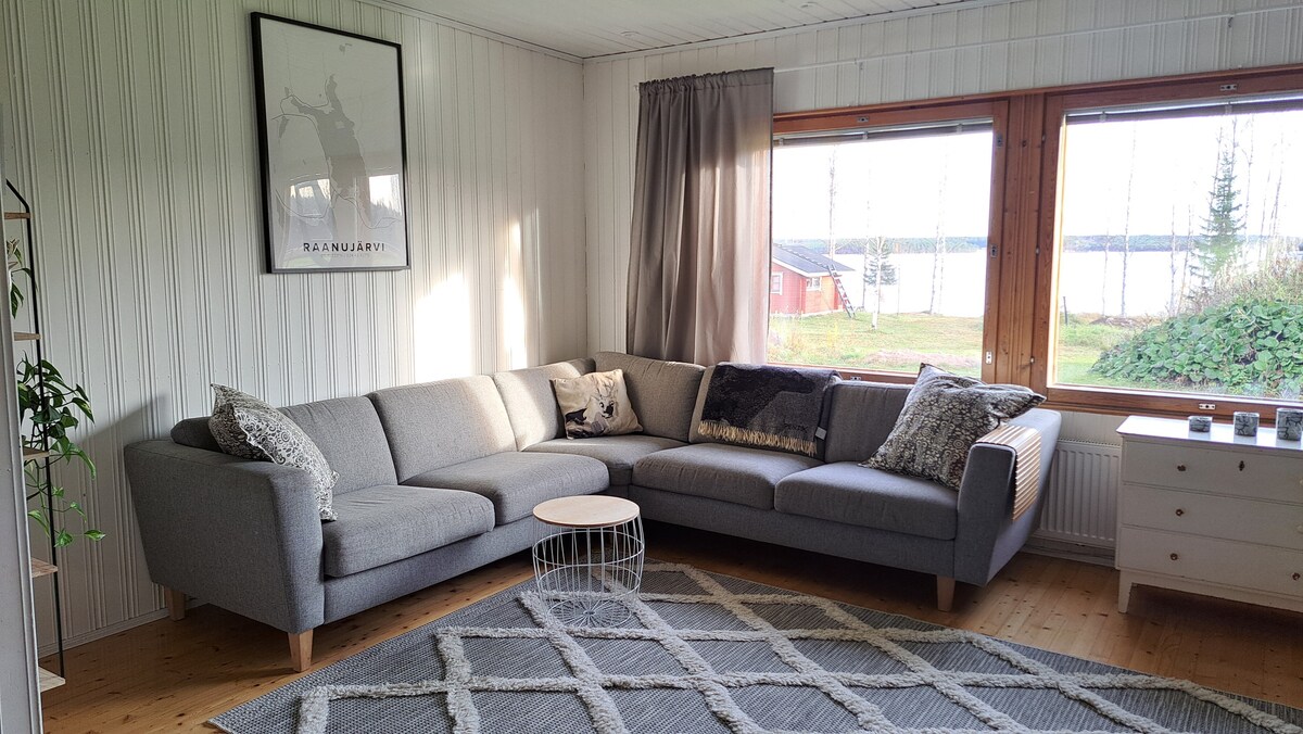 Arctic Sky- Lakeside, remote with Reindeer feeding - Airbnb